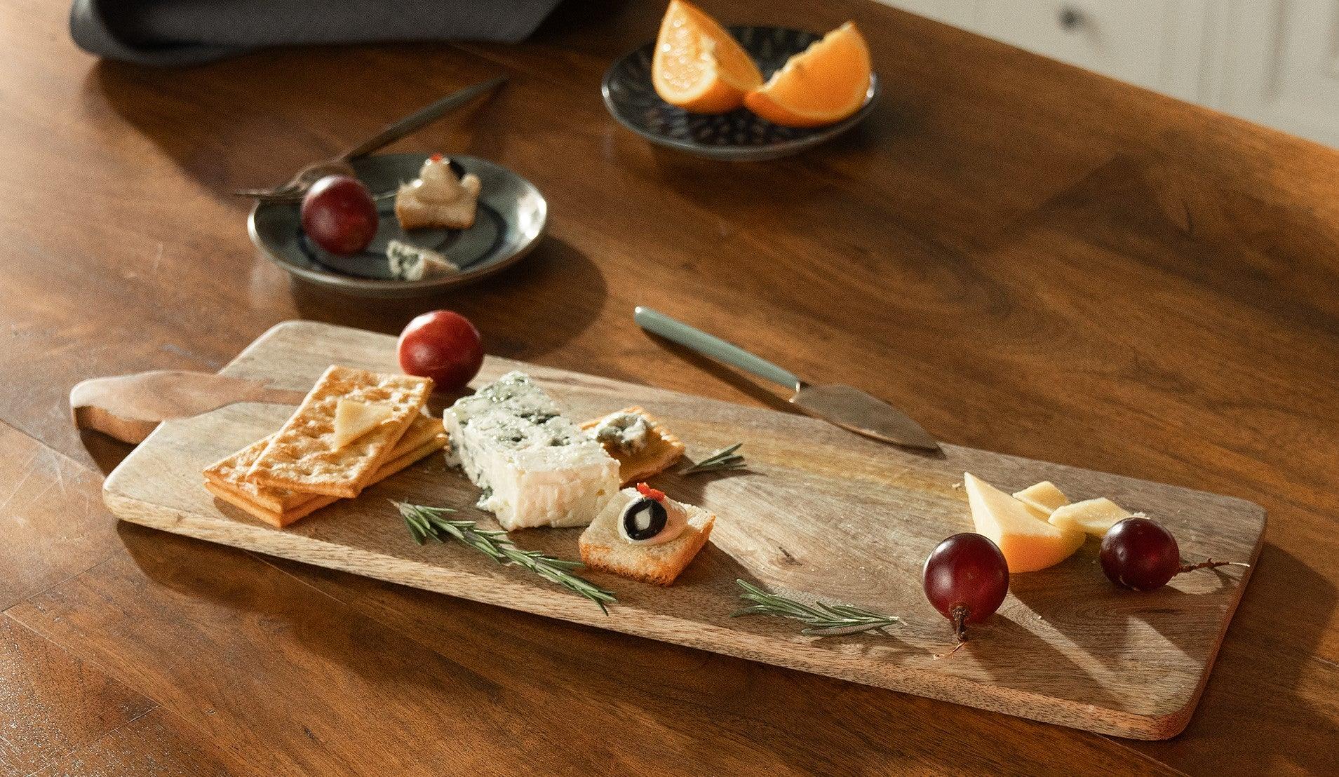 How to Use Your Wooden Chopping Board Simple Step by Step Guide ...